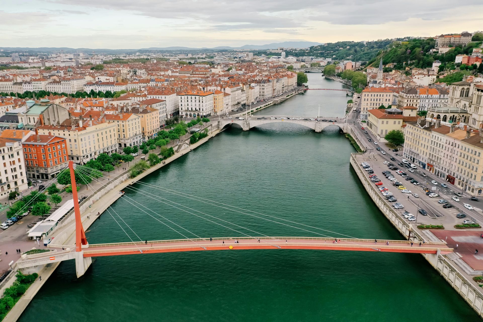 Auberge des canuts : un voyage sensoriel au cœur de Lyon ...